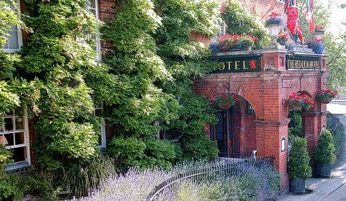 Corporate Event Venue, The Red Lion Hotel | Best Rates Here >>