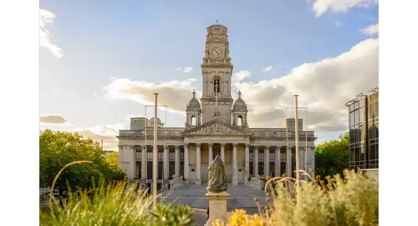 Gala Dinner Venue, Portsmouth Guildhall | Best Rates Here >>