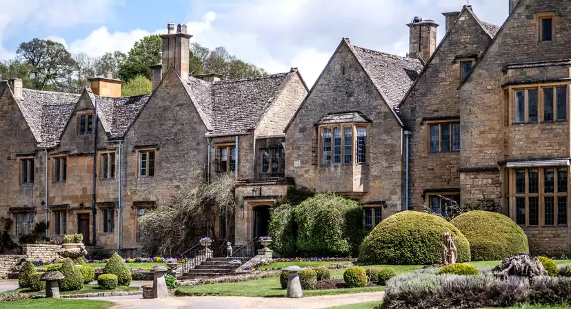 Gender Reveal Venue, Buckland Manor | Best Rates Here >>