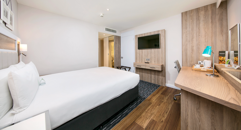 Holiday Inn London Shepperton | Private Party Venue, Private Dining ...